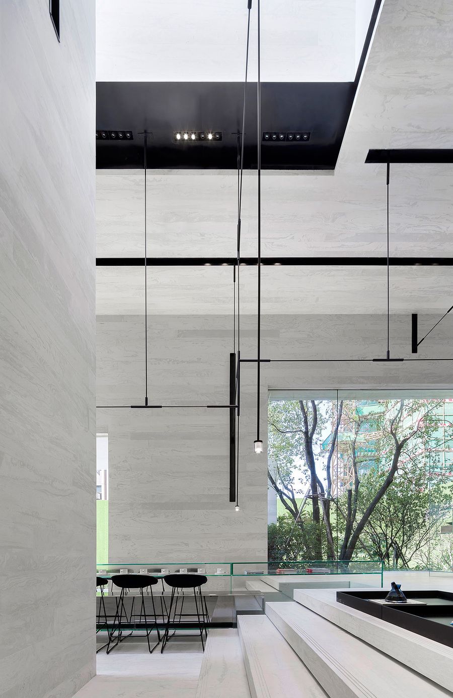 Sky Club House's Timeless design of Concrete and Light Sky Club House's Timeless design of Concrete and Light